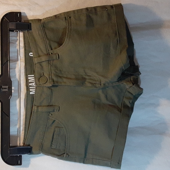 miami | Shorts | Miami Womens Shorts High Rise Cuffed Short Olive Green ...